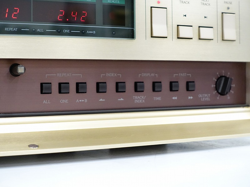 代購代標第一品牌－樂淘letao－ Accuphase DP-70 CDプレーヤー アキュフェーズ 015347003A